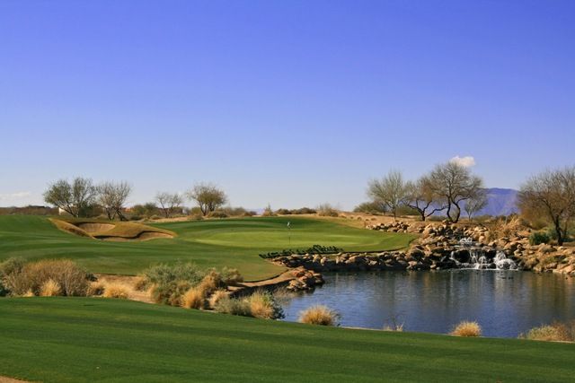 Whirlwind Golf Club at Wild Horse Pass - The Devil's Claw