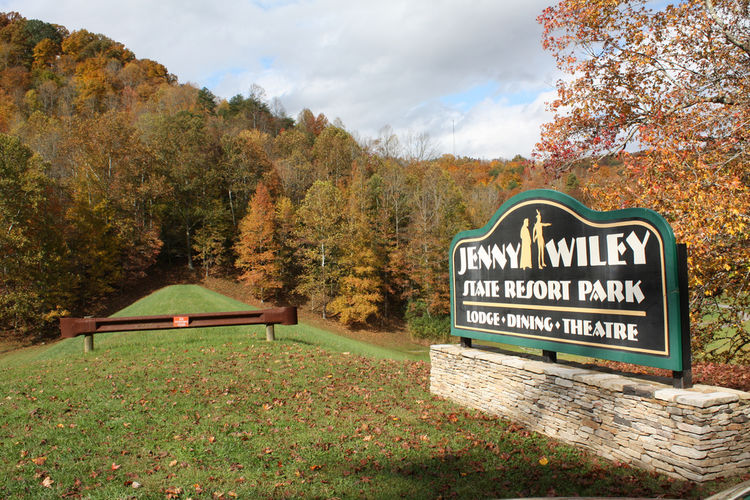 Jenny Wiley State Resort Park | All Square Golf