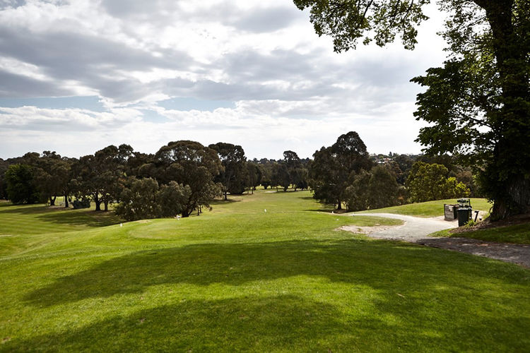 Ivanhoe Public Golf Course | All Square Golf
